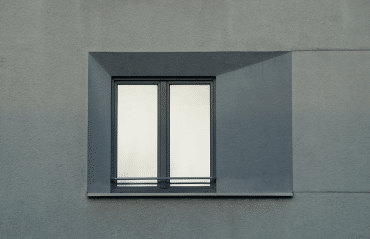 Granitgraue Fenster in RAL 7026 → Alles über Ihre Lieblingsfarbe